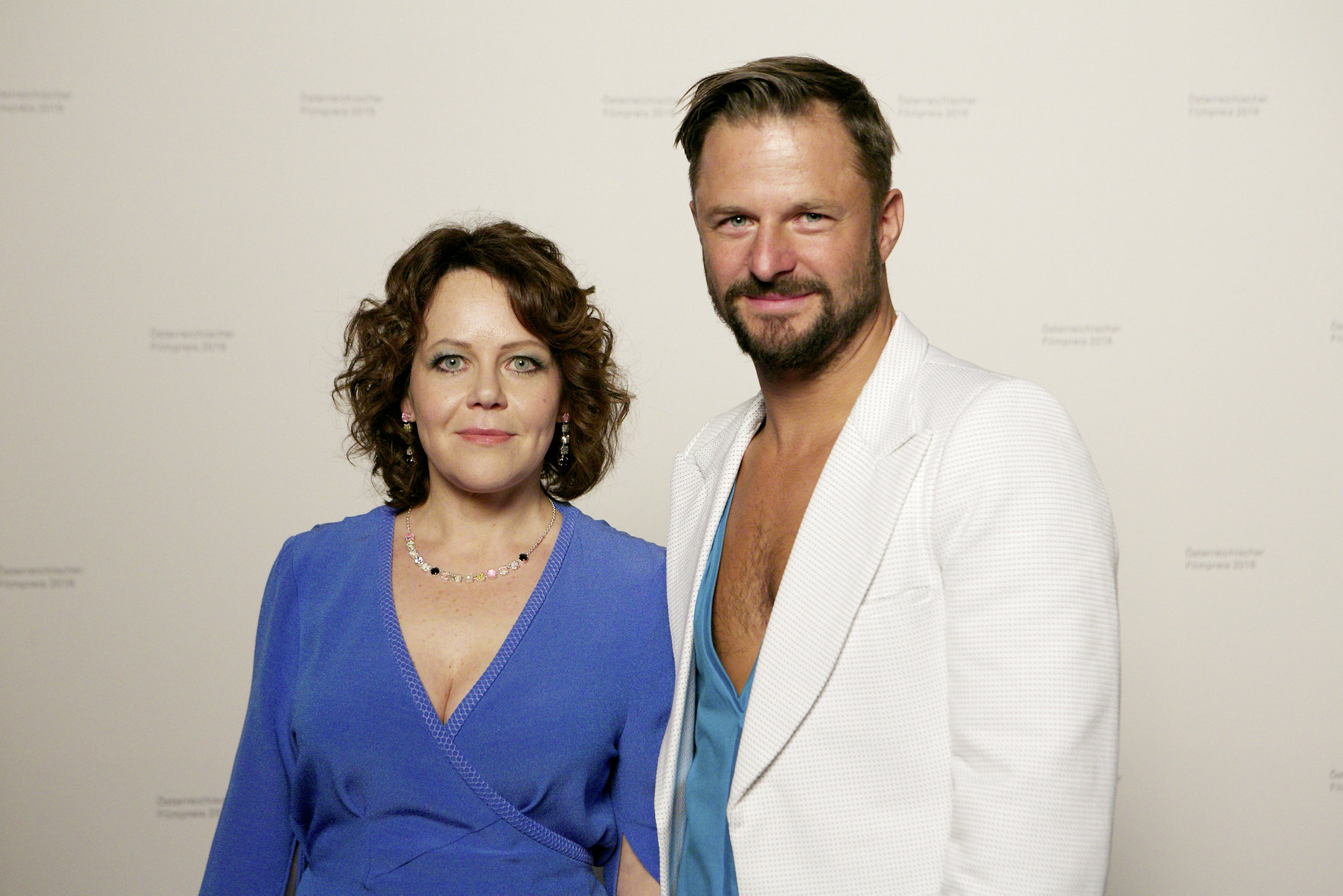 Schauspieler Philipp Hochmair lebt bewusst als moderner Nomade ⋆ FLASH UP